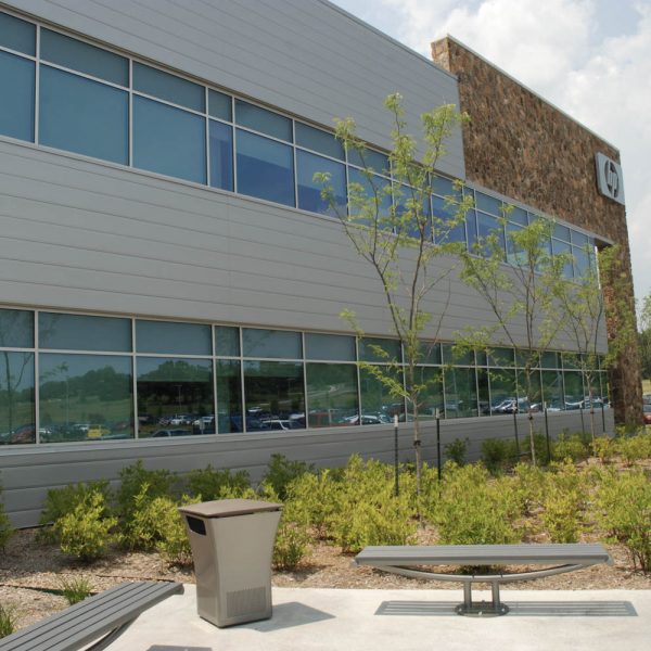 Hewlett Packard Office Facility by Nabholz